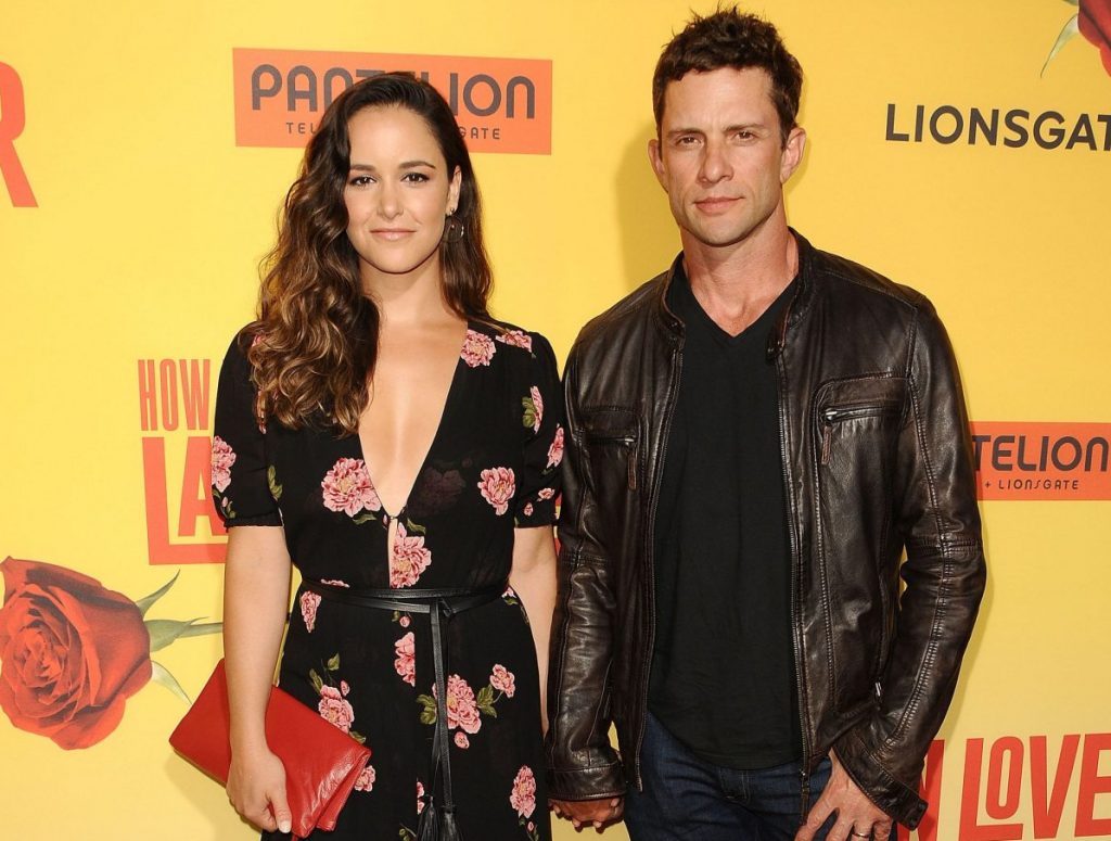 Oltl Alums And Brooklyn Nine Nines Melissa And David Fumero Welcome