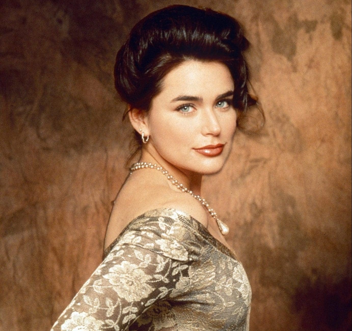 Rena Sofer on Her General Hospital Comeback as Lois Cerullo: "She's ...