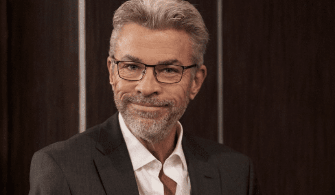 GENERAL HOSPITAL: What Is Happening To Tracy? Who Is Hayden's Father ...
