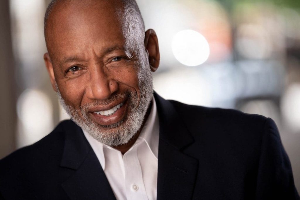 'Clarence' Comes Home to The Young and the Restless as Brad Sanders ...