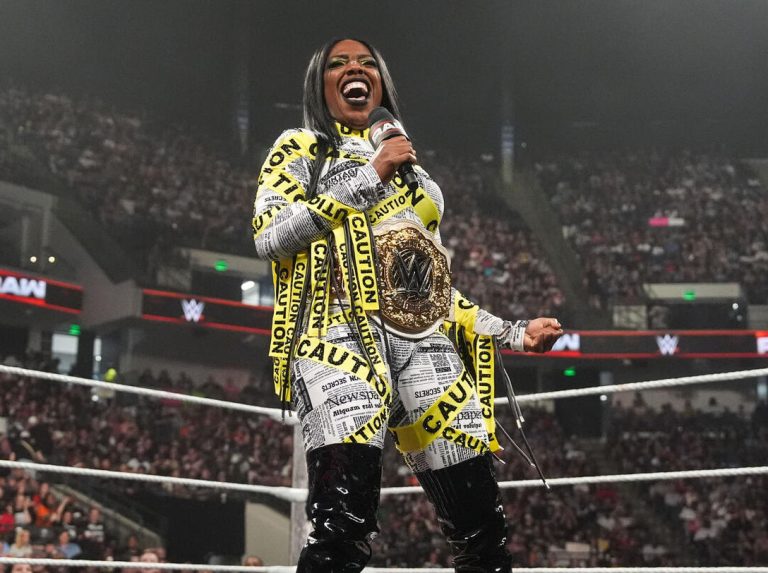 WWE News Round-Up: Roman Reigns Returns, Naomi Cashes In, Rhea Ripley ...