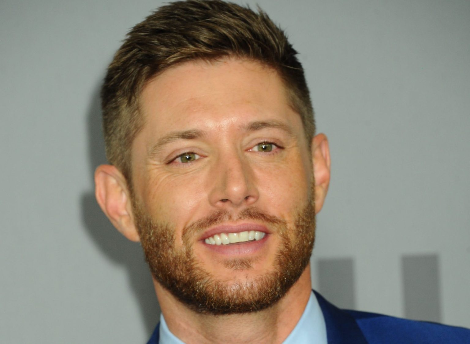 Justin Hartley Reteams with Jensen Ackles for Two-Part Season 3 ...