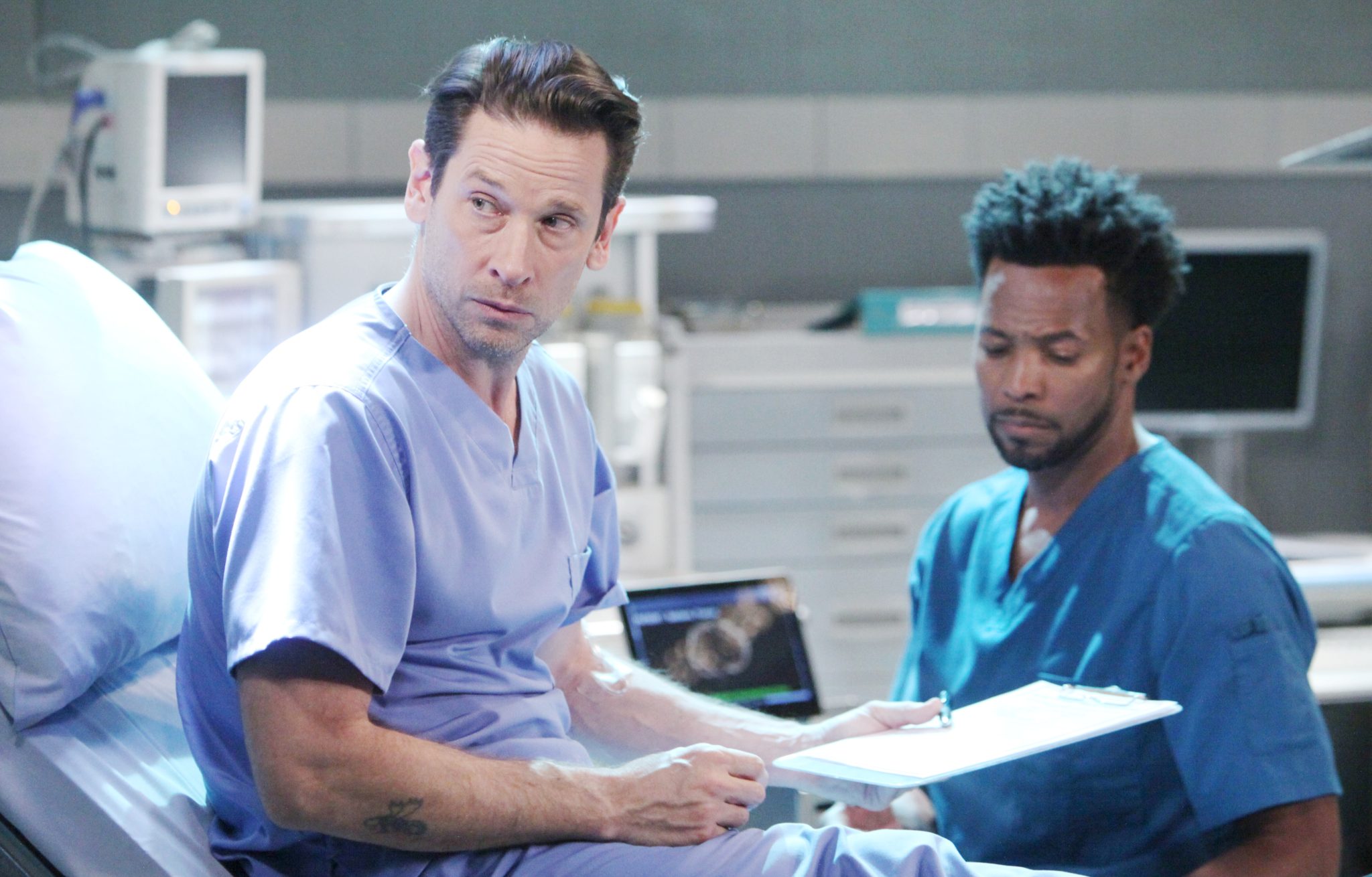 Roger Howarth Joins the Cast of 'The Young and the Restless' in Mystery ...