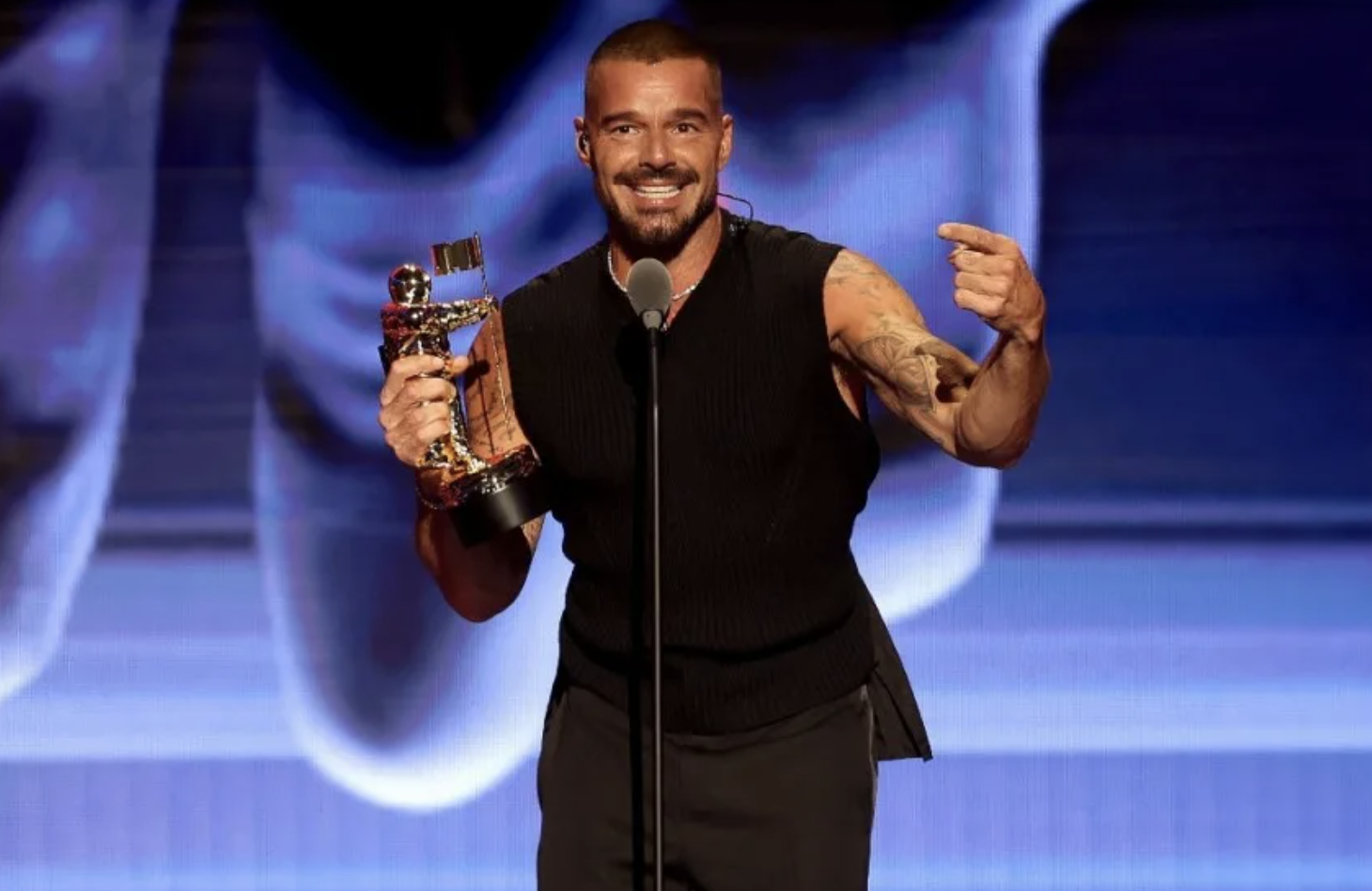 GH Alum Ricky Martin Wows at VMAs 2025 with Show-Stopping Performance ...