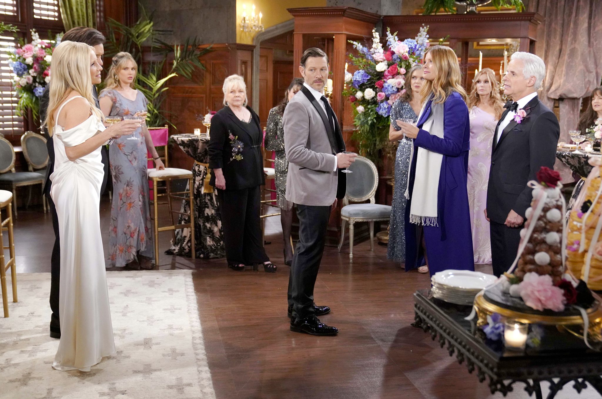 Y&R's Lauralee Bell and Michael Damian Preview Cricket and Danny's ...