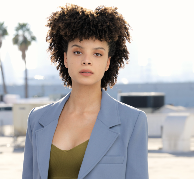 Angela Fairley Debuts on 'Beyond the Gates' as Deanna McBride; the ...